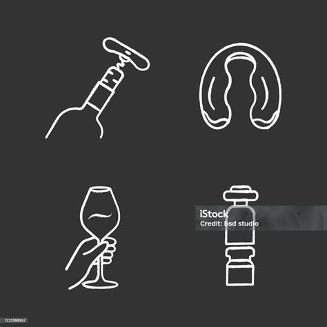 와이너리 및 와인 서비스 분필 아이콘 세트입니다 칵테일 잔을 들고 손을 잡고 코르크 나사병 디켄터 호일 커터 식전주 음료 알코올