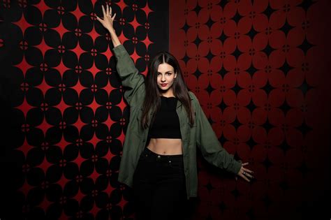 Victoria Justice Celebrities Girls Hd Model Photoshoot Hd Wallpaper