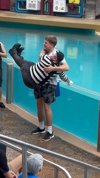 Tom Mime Seaworld Got So Surprised Amazing Moments 😍😂 Seaworldmime