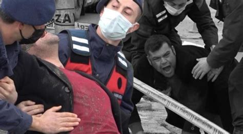 Tir 7 Araca çarptı Bir Kişi öldü 11 Kişi Yaralandı Kazada Hayatını
