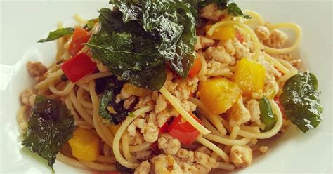 สูตร สปาเก็ตตี้กระเพราไก่สับ โดย Lattiya Techama Bruun Cookpad