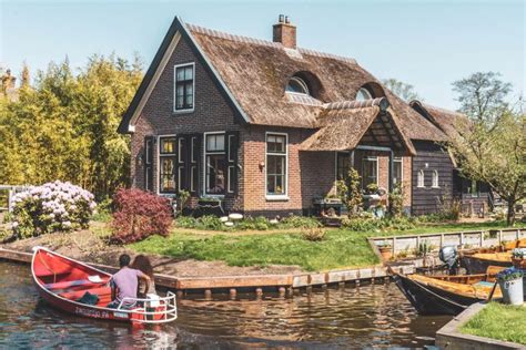 6 Delightful Things To Do In Giethoorn The Netherlands Aka The Venice Of The Netherlands