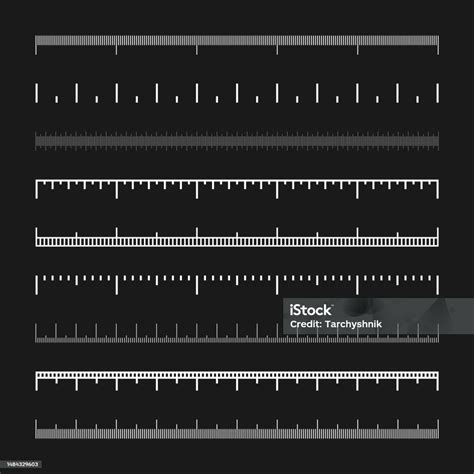 분할이 있는 다양한 측정 스케일 길이 또는 높이를 센티미터 밀리미터 또는 인치로 측정하기위한 사실적인 화이트 스케일 눈금자 테이프 측정 표시 크기 표시기 벡터 일러스트 레이
