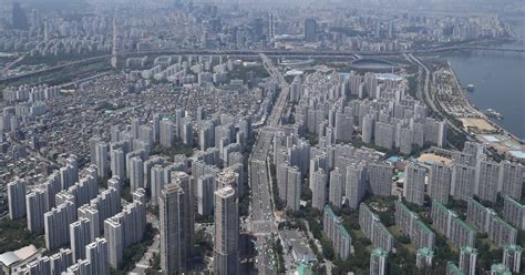 전국 아파트값 4주째 상승서울은 12주 연속