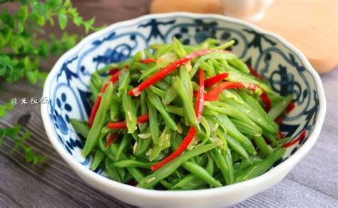 6道清爽素菜，少油少盐解油腻，每顿饭炒一盘，太受欢迎了东方养生频道东方养生