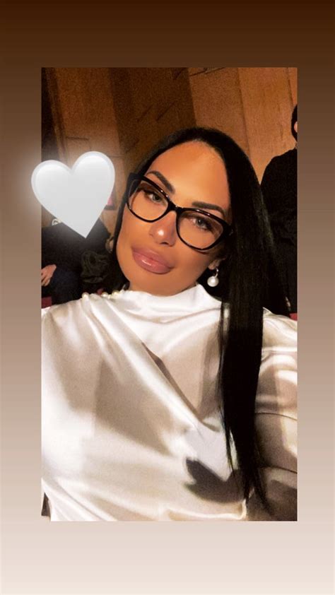 Сташа Стојановић On Twitter Само они који су се продали верују да сви могу да се купе