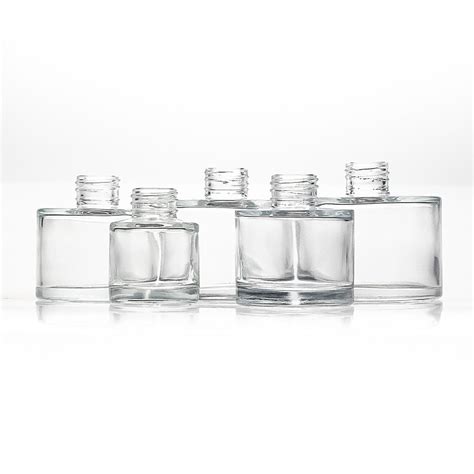 Factory Price 50ml Round Empty Glass Reed Diffuser Classy Aroma Bottles With Screw Aluminum Top