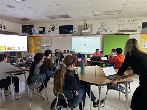 Tinkercad On Twitter Rt Bfoxtohickon Im Enjoying Learning About Tinkercad And The New 3d