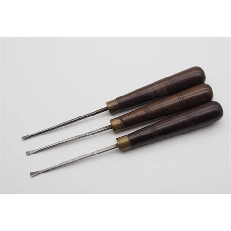 Set Of 3 Early Rosewood Handled Fishtail Carving Chisels