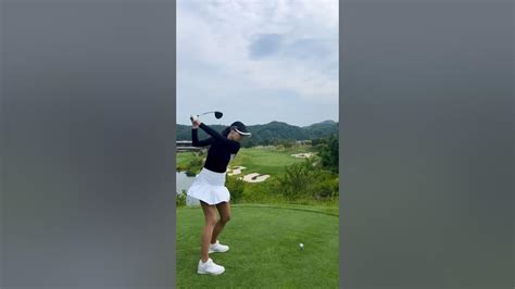 바람을 뚫고 파워풀한 드라이버스윙😘🥰😍 다운스윙 아이언스윙 Golf 골프 골프레슨 골프스윙 Golfswing 프로