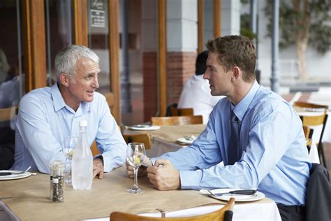 What To Wear To A Job Interview At A Restaurant