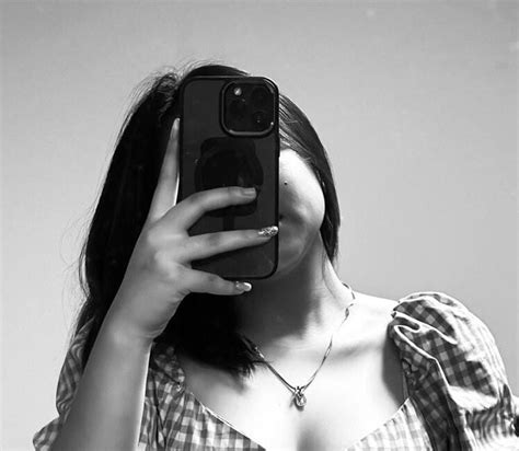 Sexy Bi Love Cam Model Profile Stripchat