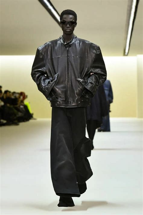 Balenciaga Fall Winter 2023 2024 Runway Magazine ® Official