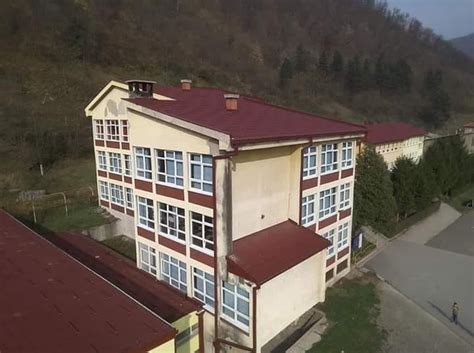 Nemila O Amil Sijari Povratak U Enika U Kolske Klupe U Etvrtak Zenicablog