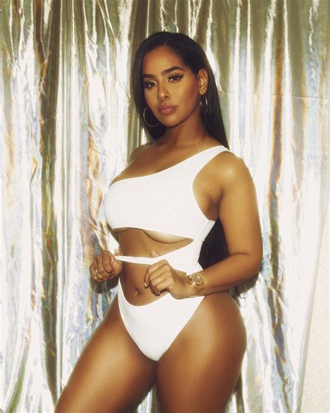 Ayisha Diaz Before Surgery