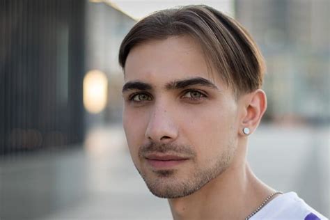 40 Moderne Kapsels Voor Homo Mannen Met Stylinggids Dutch Hairshop