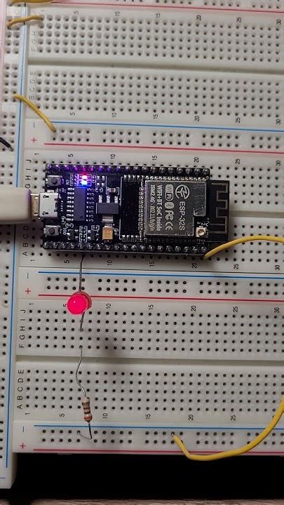 {弘正工作室} Esp32 Led 閃爍 測試程式下載及軟體ide及esp32模組板io是否正常 Youtube