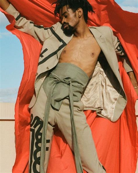 10 Genderless Slow Fashion Brands With Inclusive Clothing Conscious