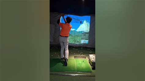 이중진자운동을 통해 올바른 몸 사용법을 익히고스피드를 내는 곳이 어디인지 익힙니다그리고 천천히움직이면서 헤드가 움직이는 방향에 반대방향으로 버티는 힘을 이해합니다