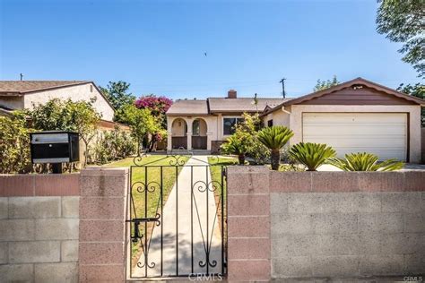 1605 W Wisteria Pl Unit 1605 Santa Ana Ca 92703 Redfin