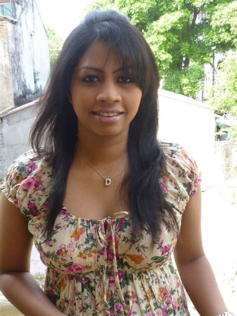 Srilankan Hot Girls Darshi Serandib Pics Collection ~ Top Hollywood Actress