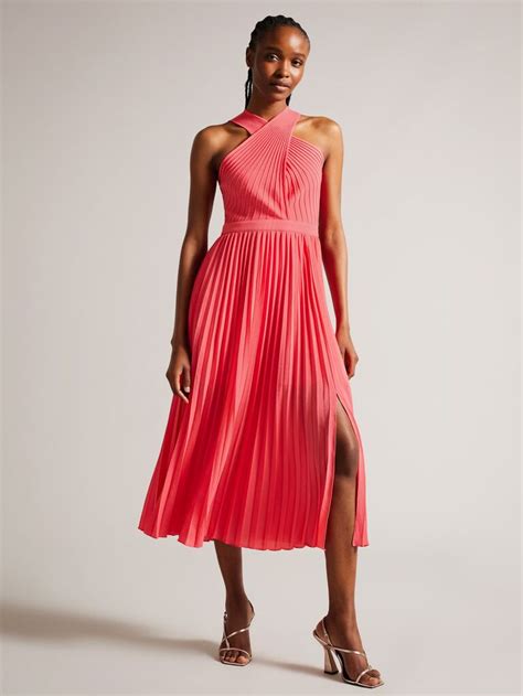 25 Beautiful Summer Mother Of The Bride Dresses For 2023