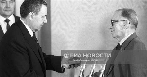 А А Громыко и Ж Диас РИА Новости Медиабанк