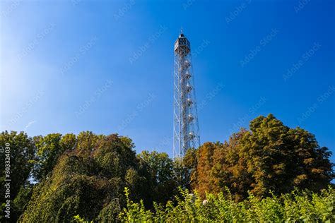 ミラノ センピオーネ公園 トッレブランカ Stock Photo Adobe Stock