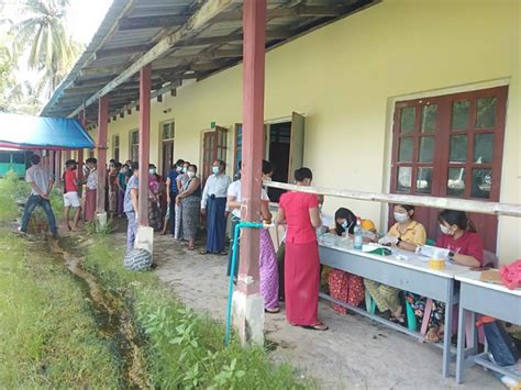 ပလောက်မြို့၊ ပြင်ဘုငယ်ကျေးရွာအုပ်စုတွင် အသက် ၁၈ နှစ်နှင့်အထက် ပြည်သူများအား ပထမအကြိမ် ကိုဗစ