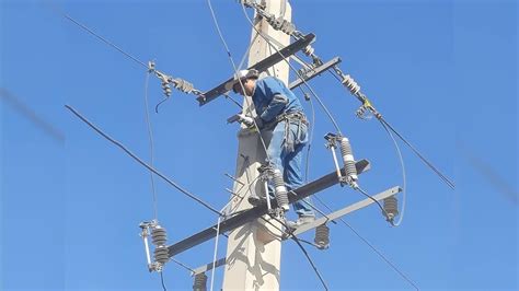 مشاوره خدمات مهندسی طراحی محاسبه پروژه اجرای تیرگذاری احداث شبکه هوایی زمینی برق فشارقوی 20kv