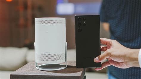 Samsung The Freestyle First Look - GadgetMatch