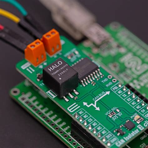 mikroe 5785 mikroelektronika add on board can isolator 3 click 3