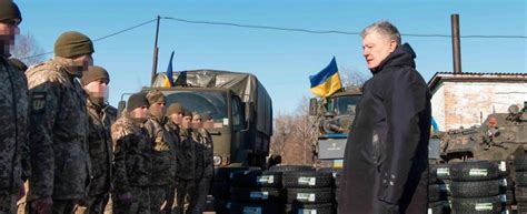 Треба підвищувати доплати військовим нічого важливішого за армію немає