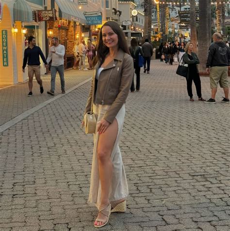 Jenny Milkowski Newsbabes Hof Rnewsbabes