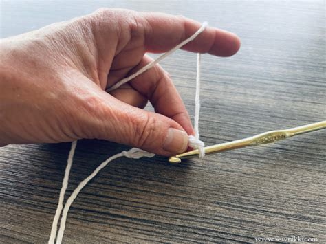 How To Learn How To Crochet Guide For Beginners Sew Nikki