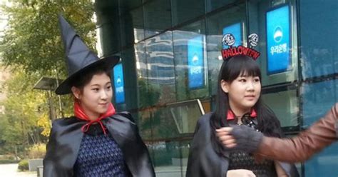 15and 박지민 백예린 할로윈 이벤트 인증 망토 두른 깜찍 마법소녀