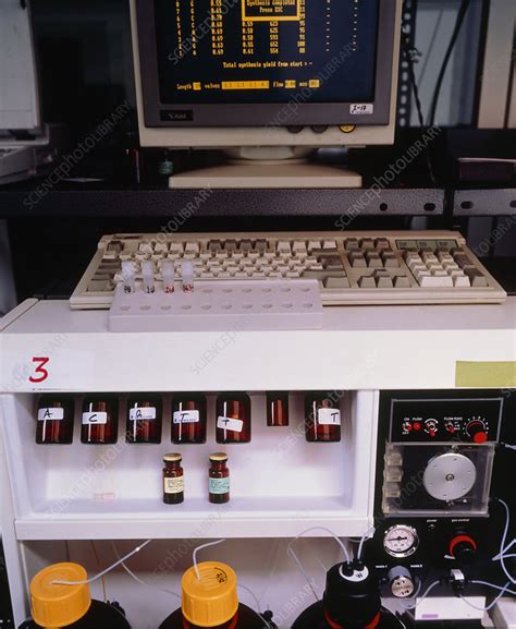 Computerised Dna Synthesiser Stock Image G210 0592 Science Photo Library