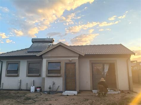 3 Bedroom Townhouse For Sale In Klerksoord P24 115630344