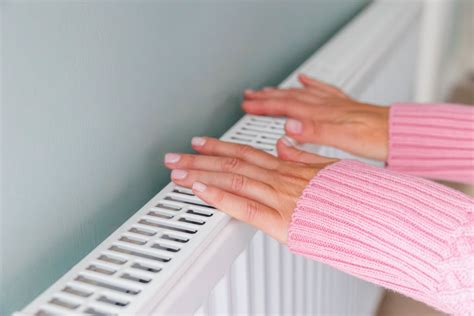 Turning Your Central Heating On Can Trigger 7 Annoying Health Conditions Doctor Warns