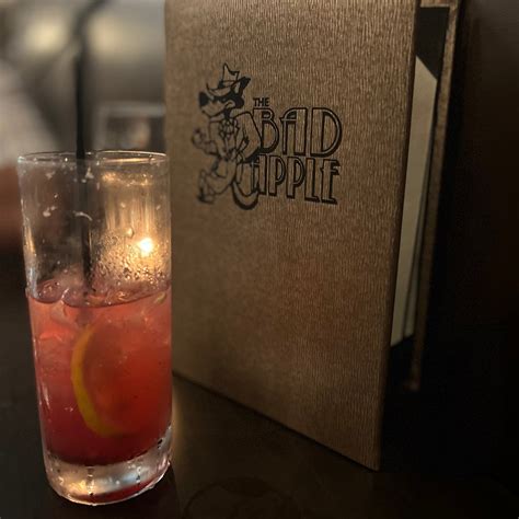 The Bad Apple Pembroke Restaurant Reviews Photos And Phone Number Tripadvisor