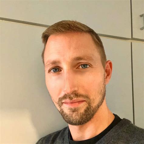 Sebastian Lipper Stellv Bereichsleiter Privatkunden Raiffeisenbank Kaarst Xing