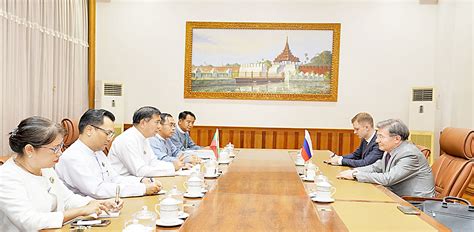 ရုရှားဖက်ဒရေးရှင်းနိုင်ငံ သံအမတ်ကြီး H E Mr Iskander Azizov ကို ပြည်ထောင်စုဝန်ကြီး ဒေါက်တာမ