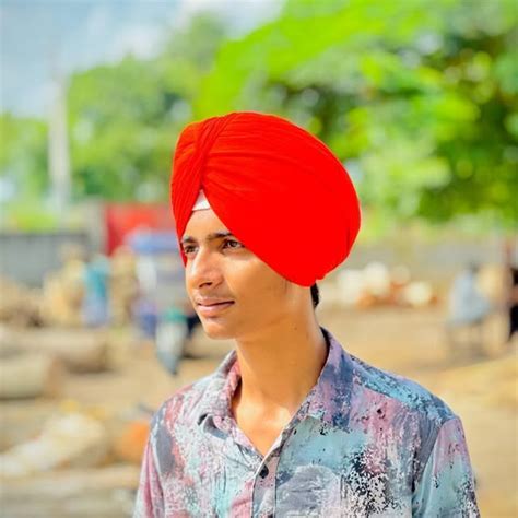 ਸਿਮਰ ਜੀਤ ਸਿੰਘ Isimar • Threads Say More