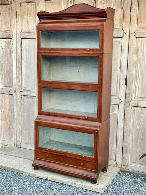 ตู้บานสอด 5 ถอด ตัวท๊อป โดยร้านโสภาไม้เก่าสุพรรณ อ สองพี่น้อง จ สุพรรณบุรี รหัสสินค้า 380351