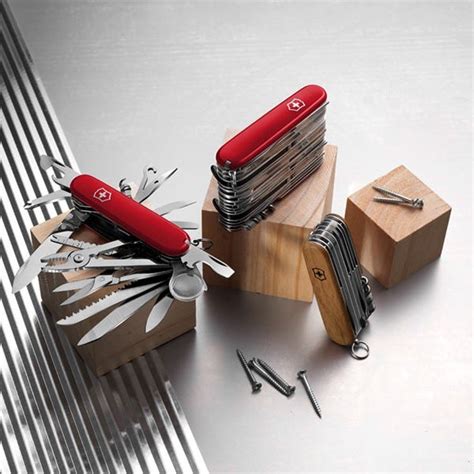 Victorinox Swiss Army Pen Knives Iconic Multi Tools Harts Of Stur