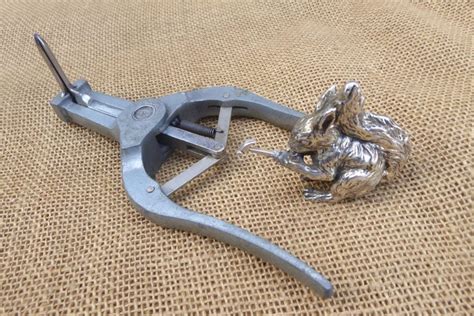 Hellerman Electric Ltd Sleeve Stretching Pliers