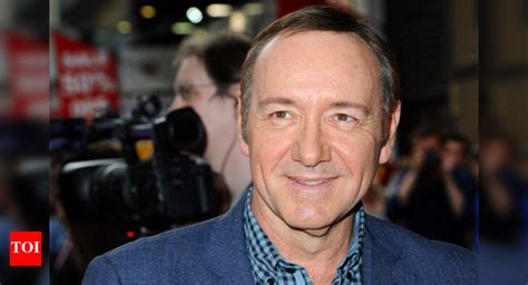 Kevin Spacey Imitates Bill Clinton In House Of Cards Parody Times