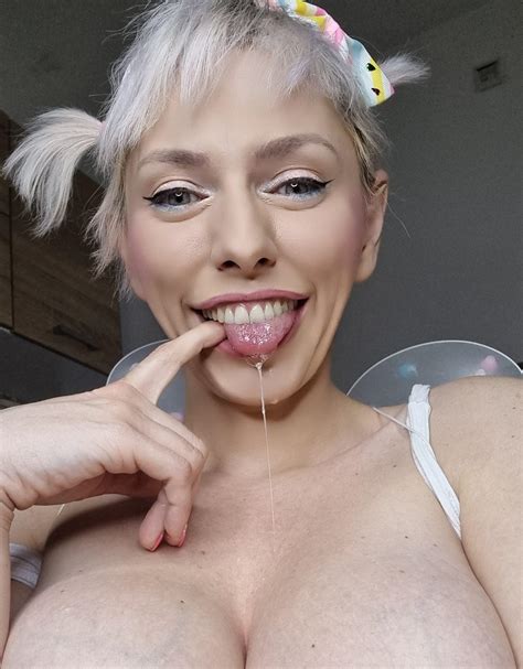 Crazy Rozys Homepage On