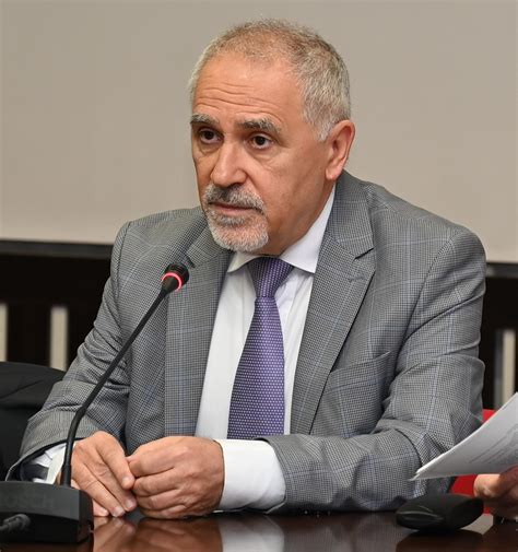 УНСС Хi годишна конференция „Балканите през ХХi век поглед от България“