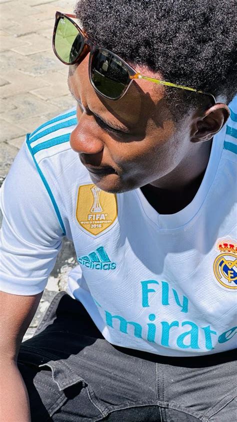 Mutuma Mutwiri Medium